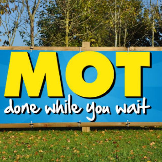 MOT While You Wait Banners - NEXT DAY | HFE Signs & Banners